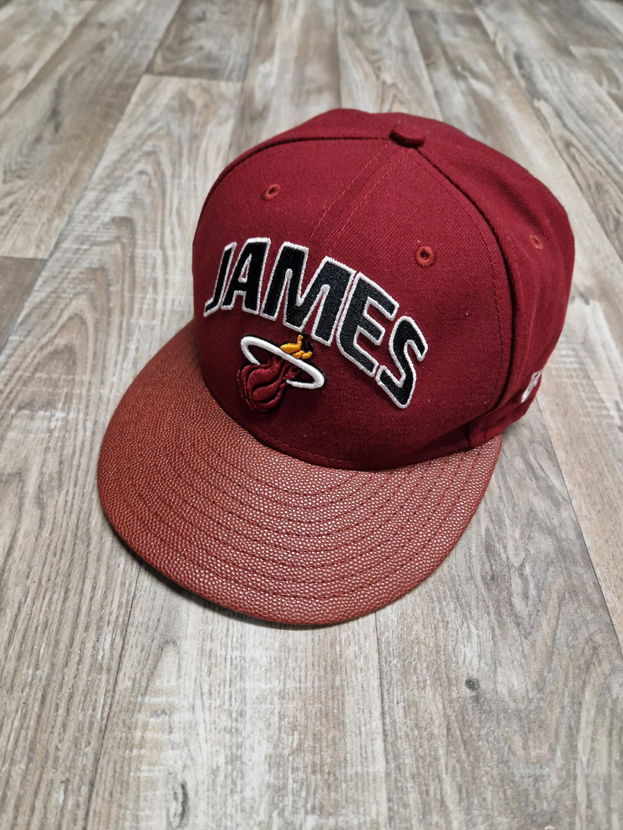 🏀 LeBron James Miami Heat Fitted Hat Cap Size 7 1/8 – The Throwback Store 🏀