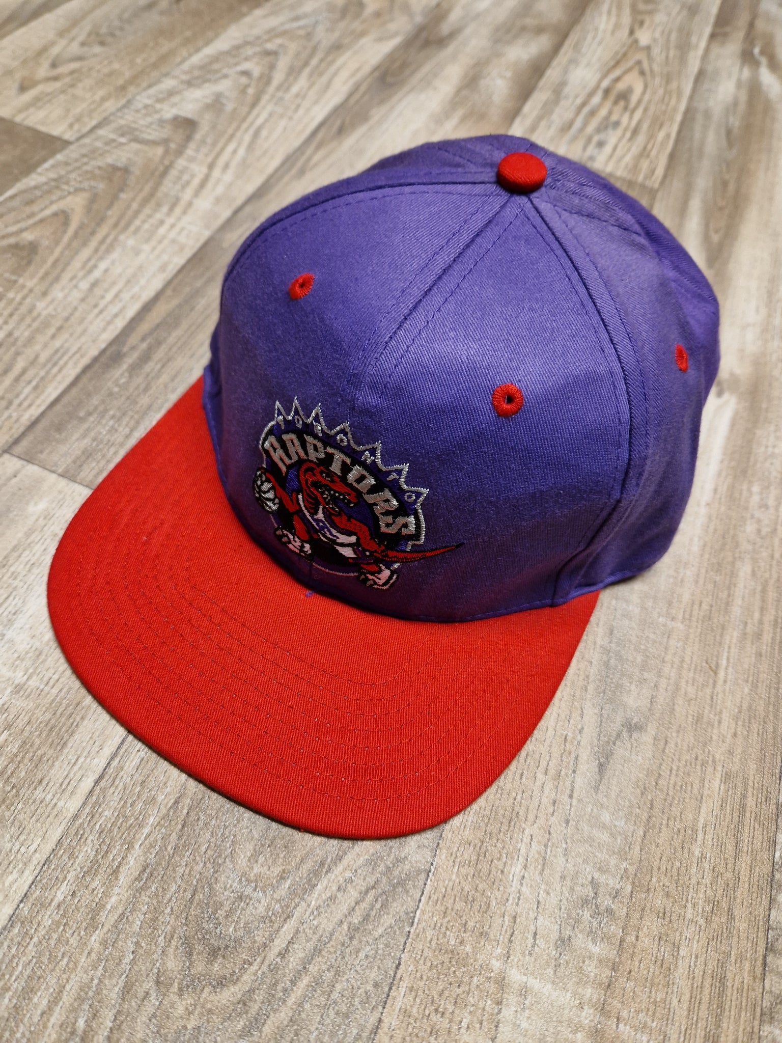 🏀 Toronto Raptors Snapback Hat – The Throwback Store 🏀